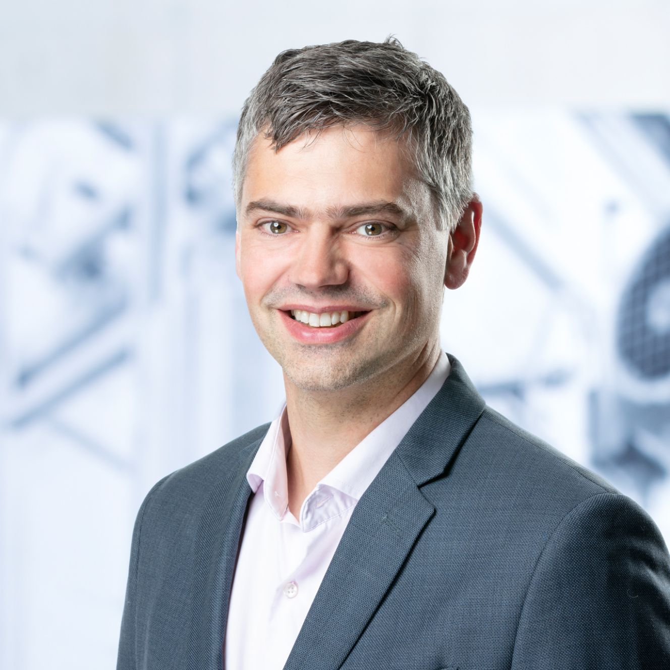 Teamwork: spread across the whole world