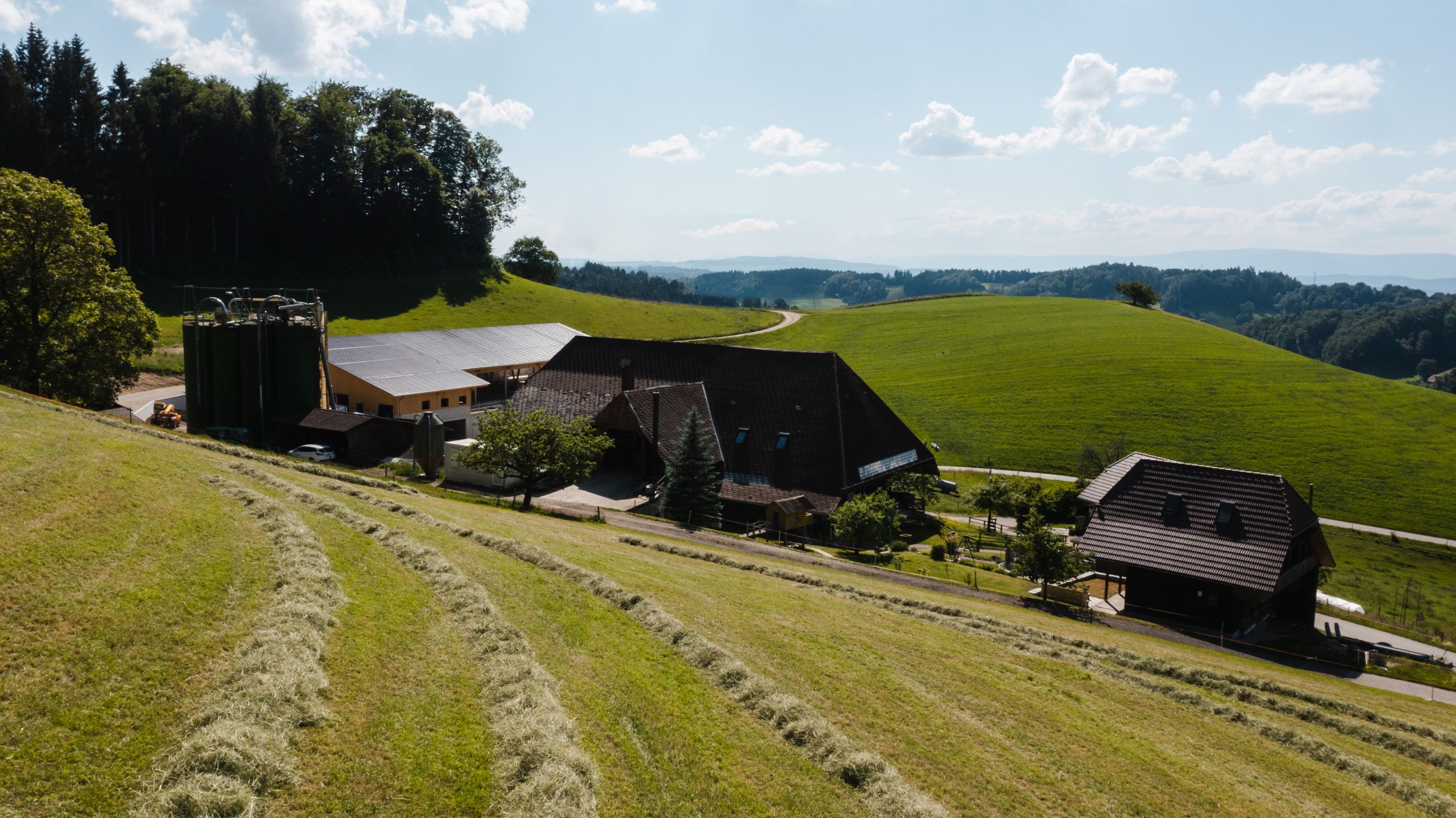Kasern - Familie Ryser | Emmi Gruppe